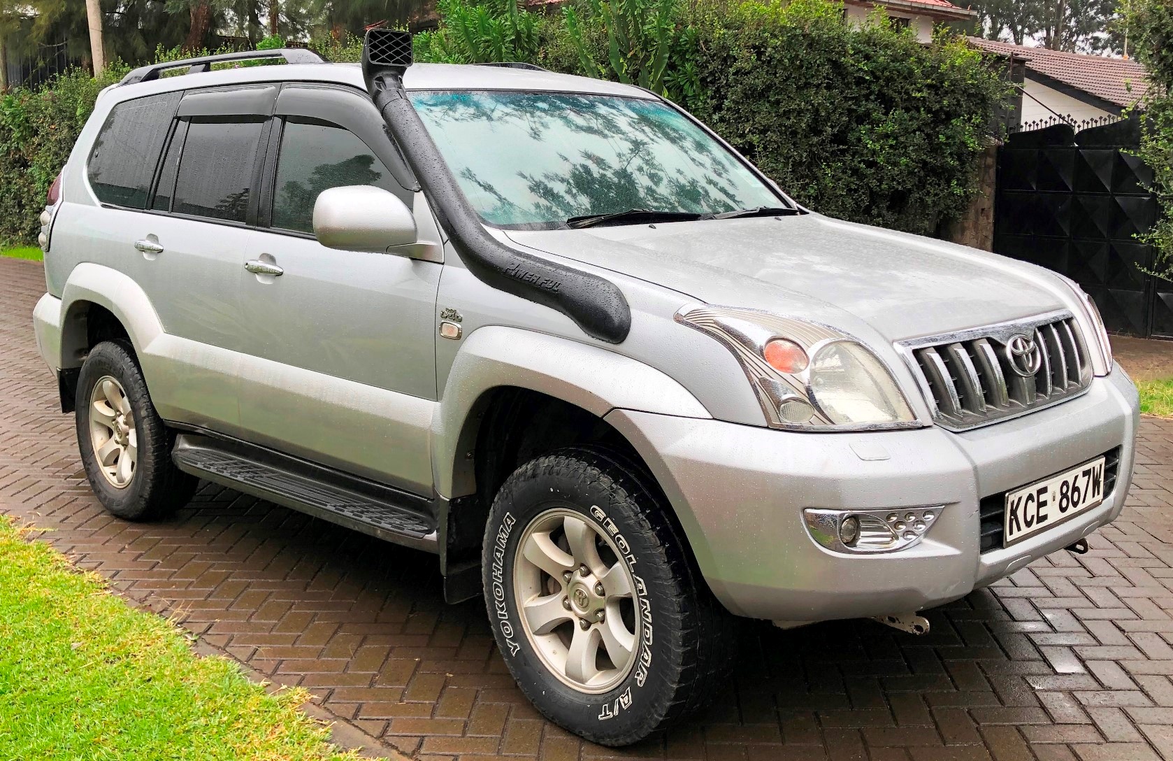 Toyota Land Cruiser Prado J120 – KCE | Karen