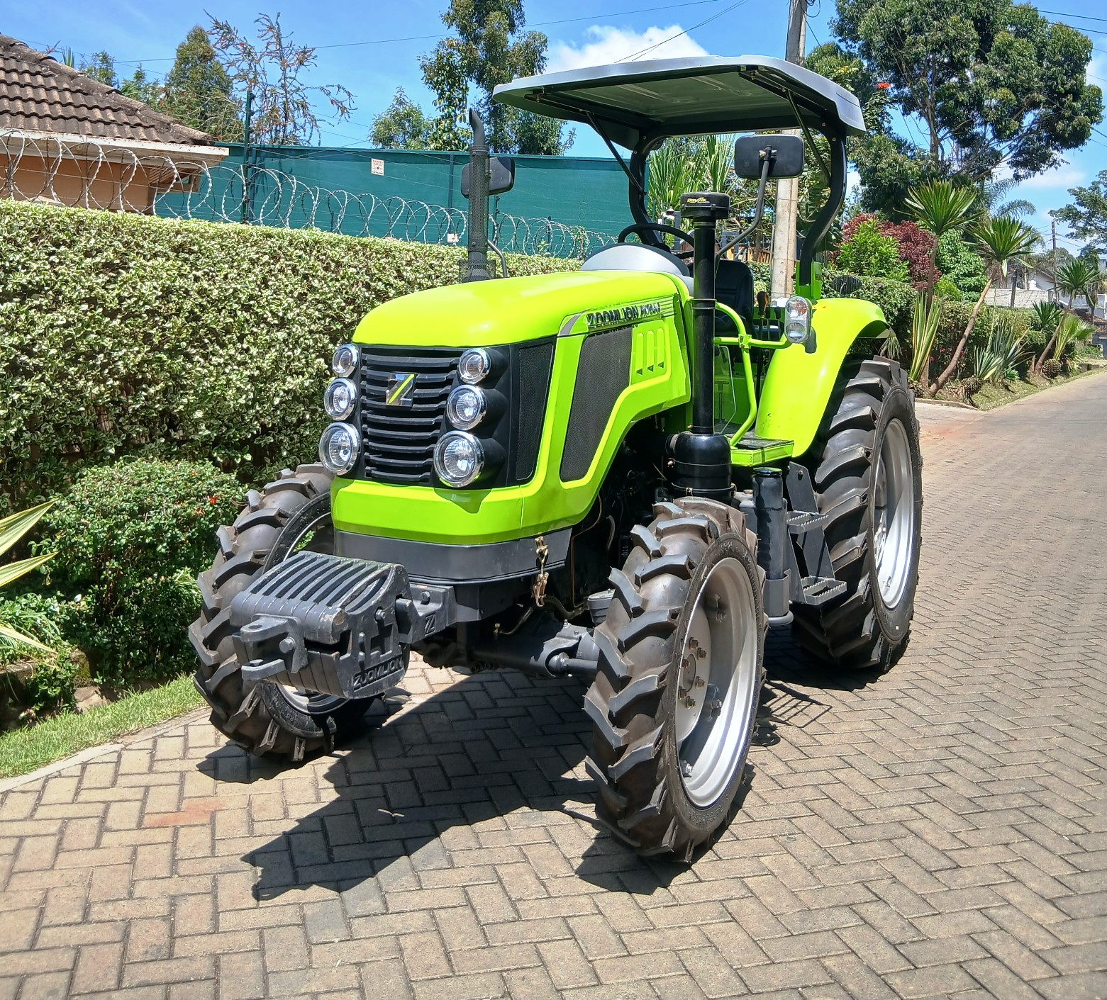 Zoomlion RK704-A Tractor | Karen