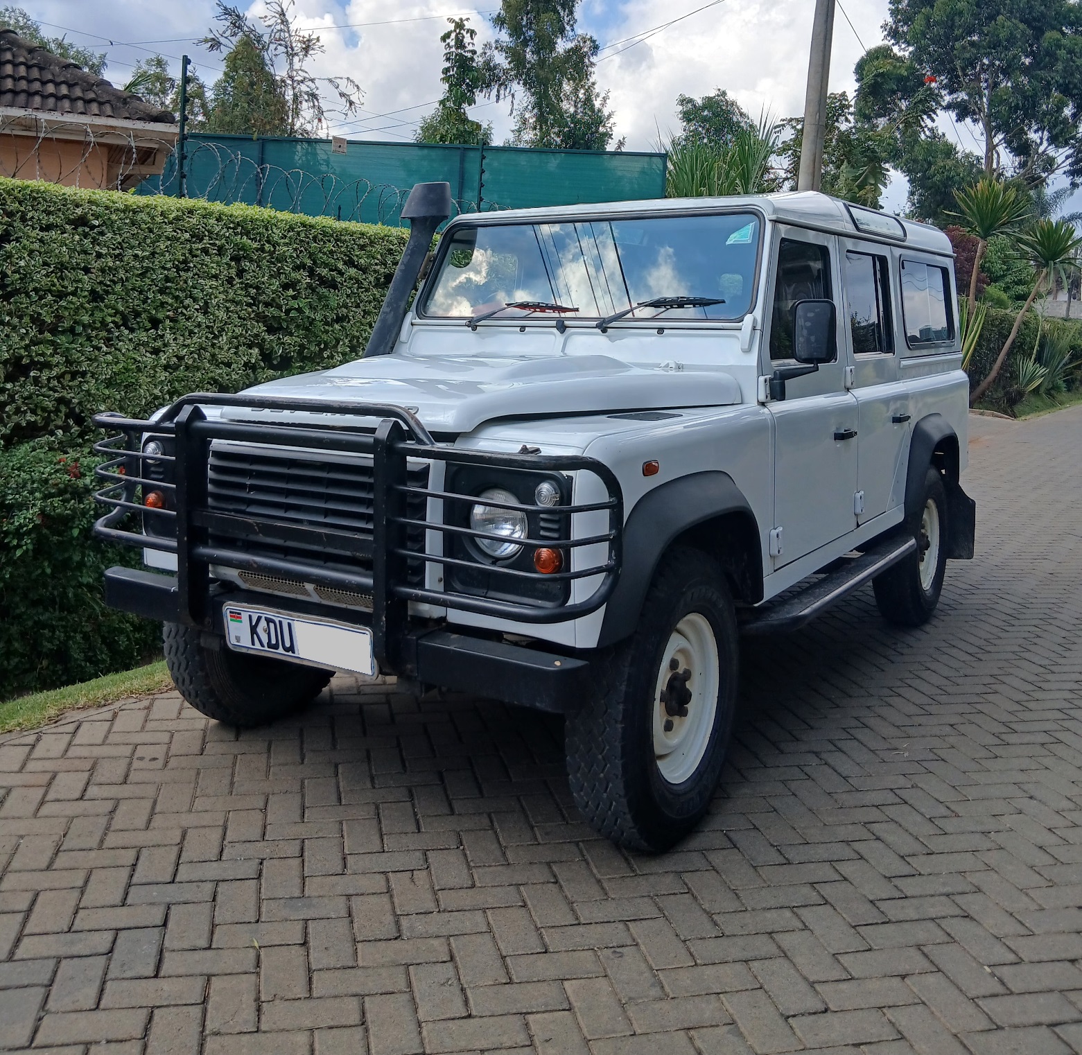 Land Rover Defender 110 Puma – KDU | Karen